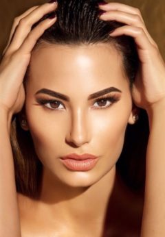 Why Victoria Simone Should Be Our Next Kitana – Kamidogu